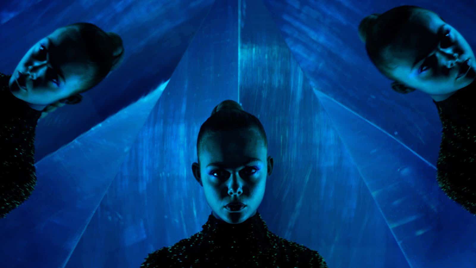 THE NEON DEMON: BEAUTÉ FATALE - Le Tote Bag - Média d'information ...