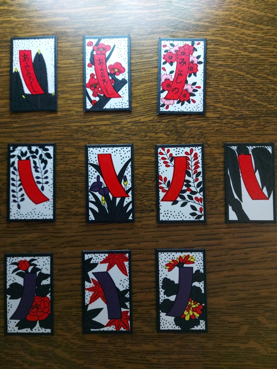 Hanafuda, des cartes, des fleurs et des poèmes